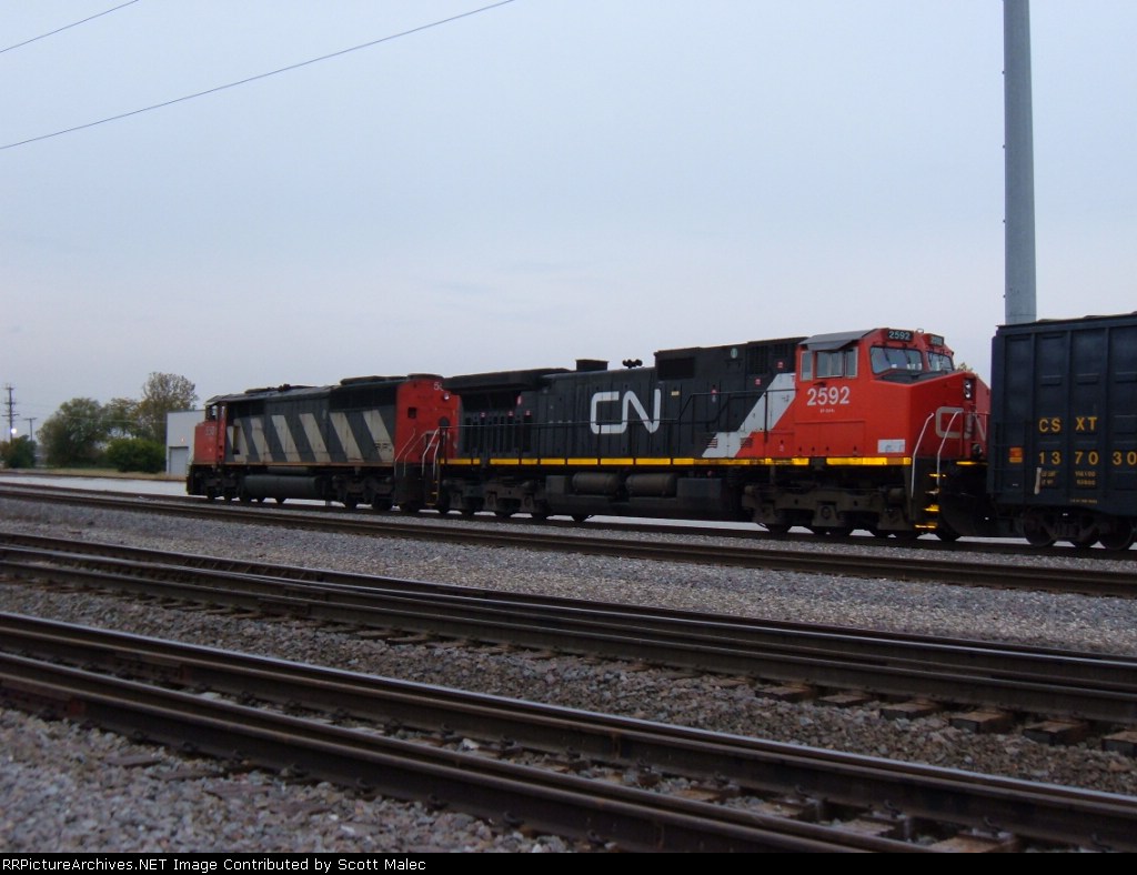 CN 5501 & 2592